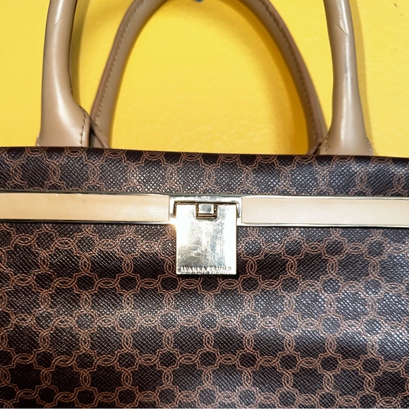 Ivanka Trump | Bags | Ivanka Trump Shoulder Bag | Poshmark